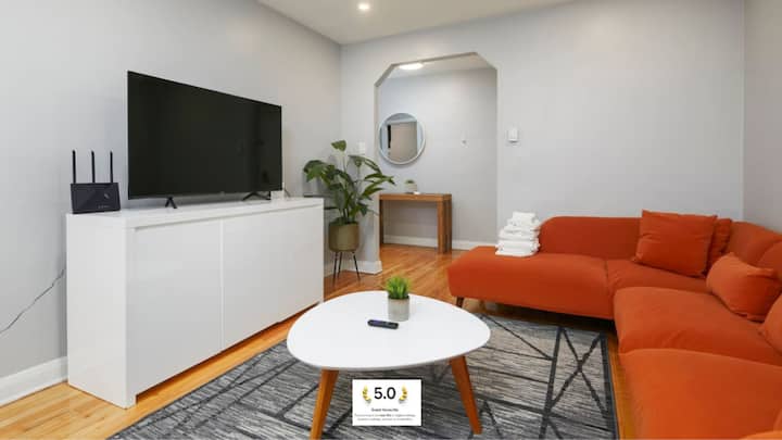 Chic 1br Haven – Stylish & Cozy In Mtl - Montreal