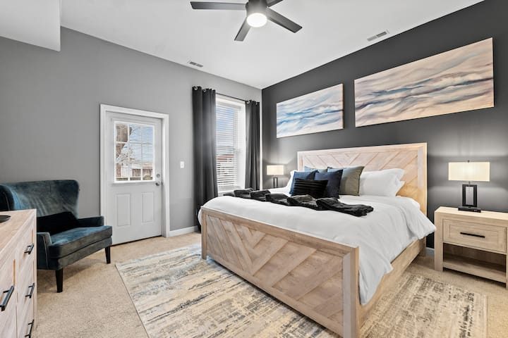 4br Near Soulard | Game Room | Sleeps 14 | Stl - Saint-Louis, MO