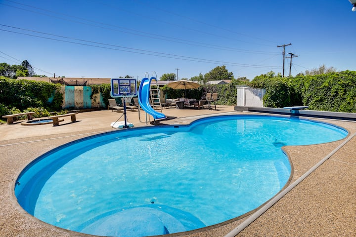 Pool & Hot Tub Access: Luxury Roy Oasis! - Great Salt Lake, UT