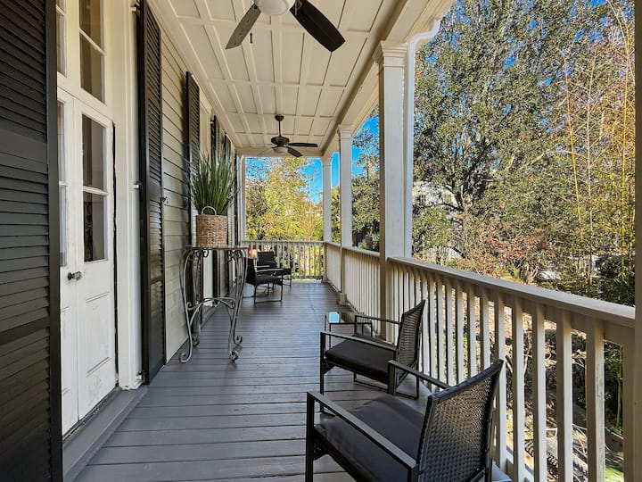 Elegant Historic Home, Steps From Forsyth - Savannah, GA
