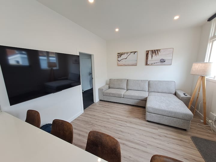 Tainui Charm - Fully Renovated, 3 Bedrooms - Dunedin