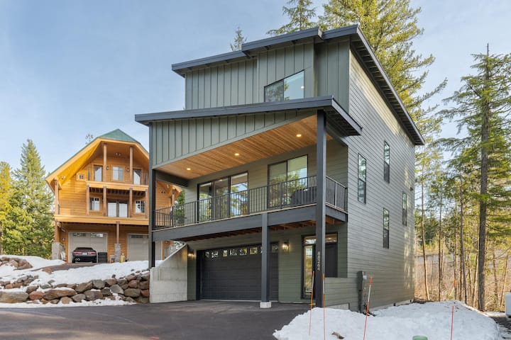 Beautiful New Home, Walk To Village Of Government - Mount Hood, OR