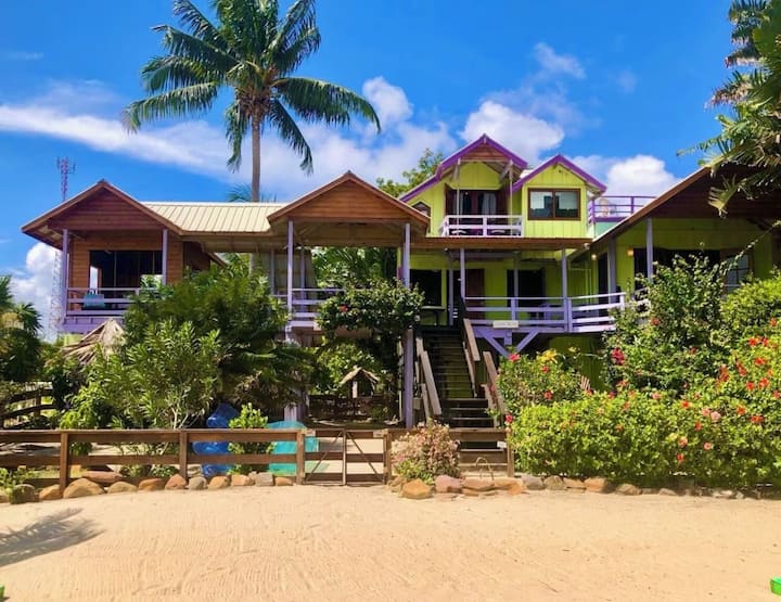 Oceanfront Villa In Maya Beach W/private Pier+sups - Belize