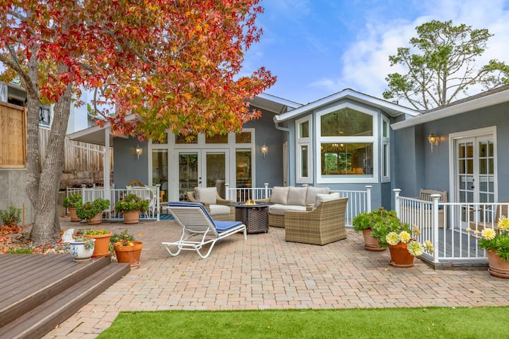 Villa Azul: Exclusive Luxury Meets Serenity! - Monterey, CA