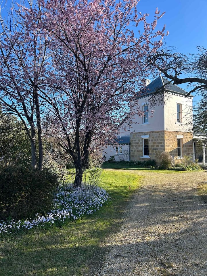Bonnie Blink - Historic 1874 Home With Bush Views - Lithgow