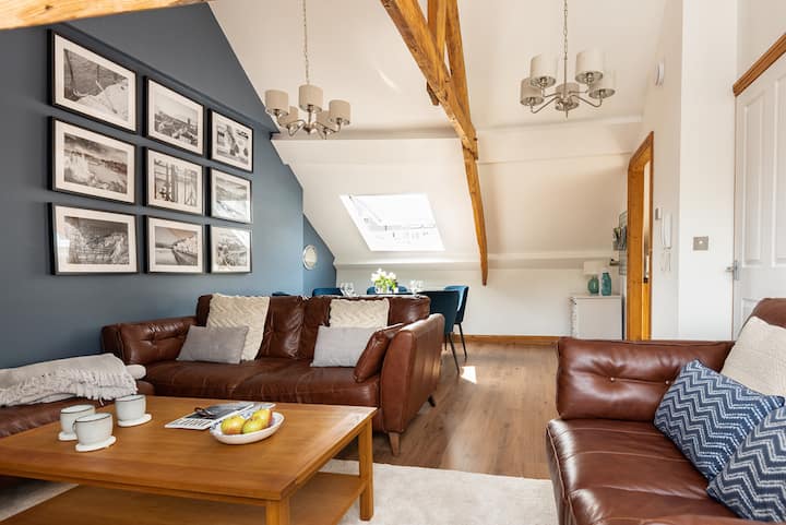 Stone's Throw - 達特茅斯