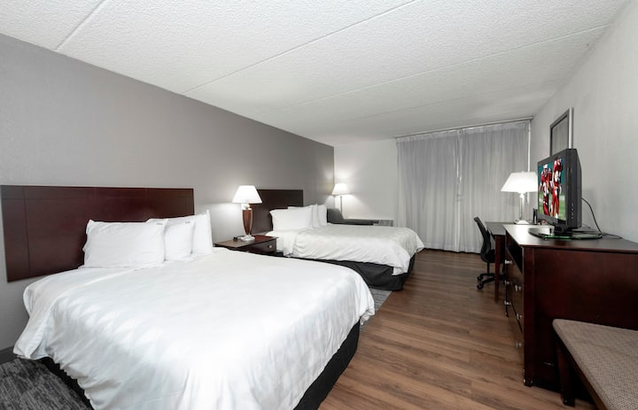 2 Units With Complimentary Parking! - New Jersey