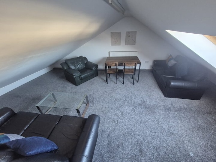 City Centre 6-bed Swansea Getaway - Swansea