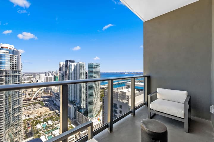 Bright Condo W Great Views & Free Parking - Miami, FL