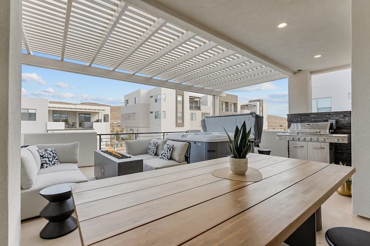 Your Happy House: Desert Color Lagoon + Beaches - St. George, USA