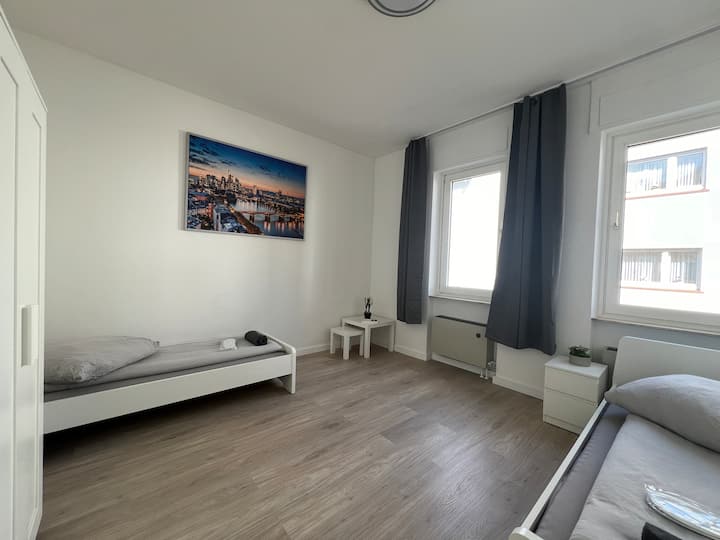 To Complete - Hanau