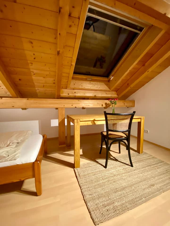 Einzelzimmer Michl Mit Gemeinschaftsküche Und -Bad - Teisendorf