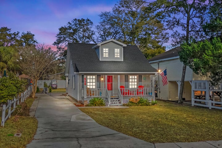 'Coral Cottage' - North Myrtle Beach! Family House - North Myrtle Beach, SC