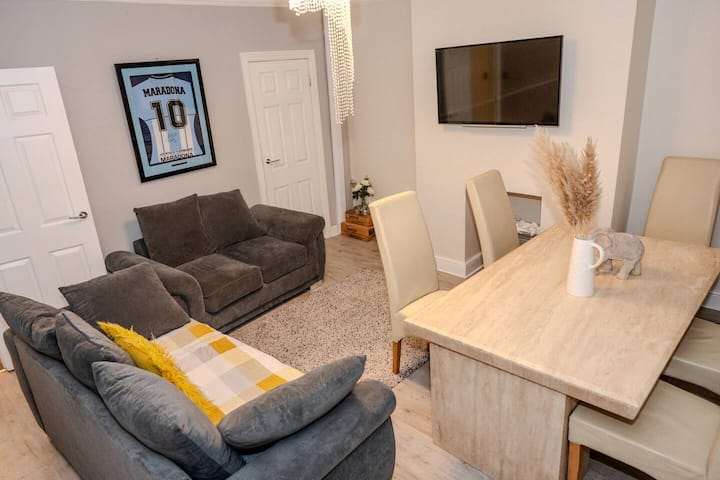 Entire Home In Audenshaw Manchester - Tomelle - Oldham