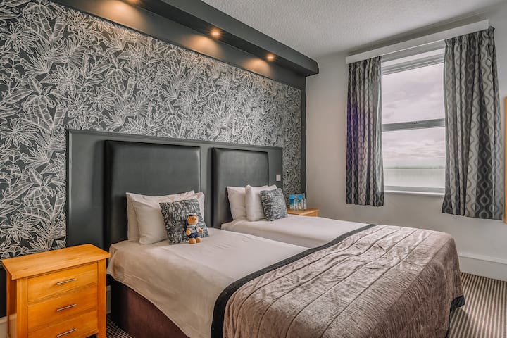 Couple Retreat: Steps From Beach And Park - Southend-on-Sea