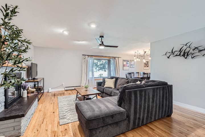 Peggy’s Getaway – Cozy Wheat Ridge Home - Morrison, CO