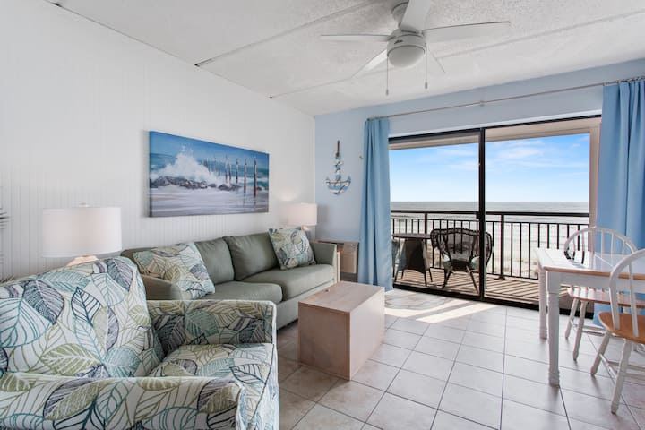 Beacher's Lodge Balcony Suite #333 - Crescent Beach, FL
