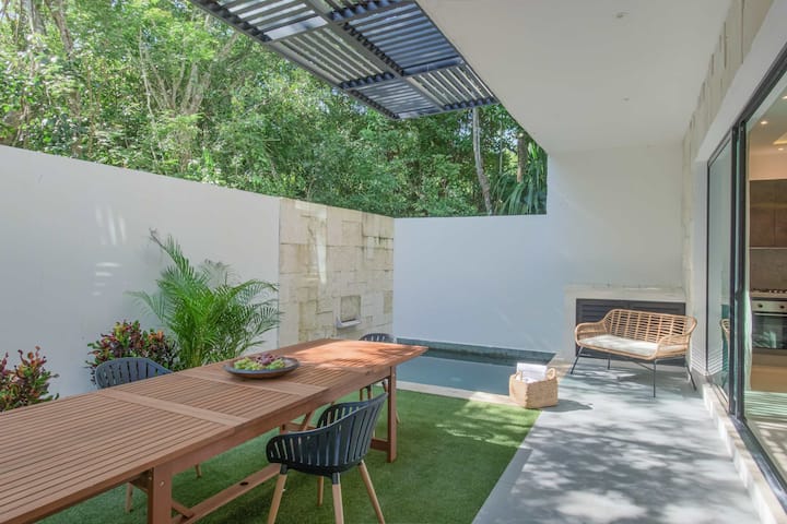 S37 New Home W/ Pool In Luxury Development, Wifi+ - Playa del Carmen
