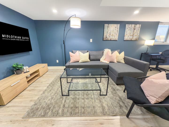 Downtown, 2 Bedroom, Parking | Tjs3 - Burlington