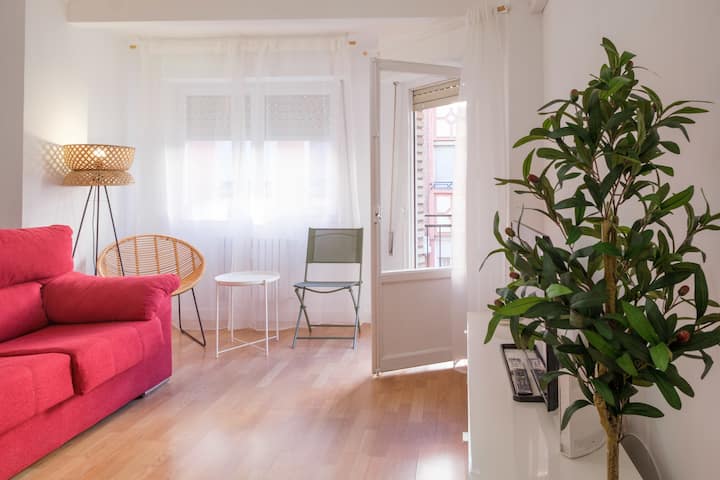 Loira Aljafería: Vistas Y Terraza Privada - Saragosse