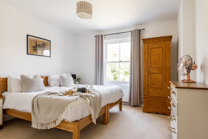 Talbot Cottage - Lymington