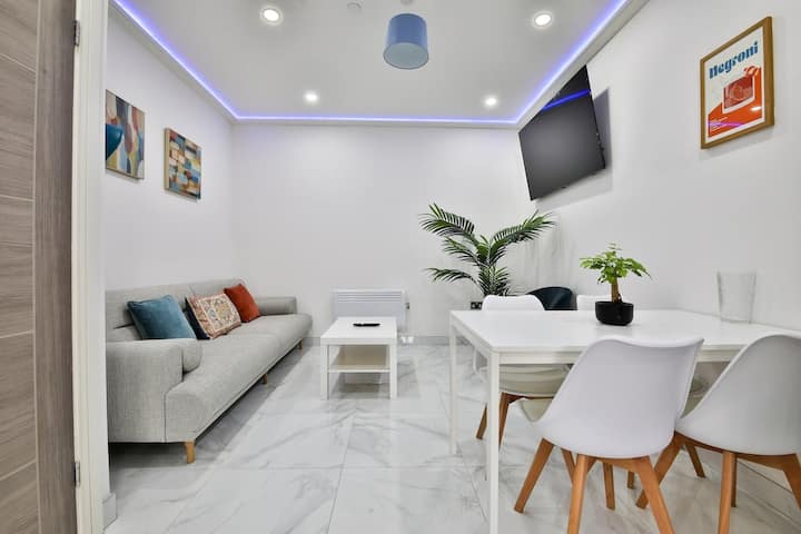 Modern 2 Bedroom House In Central Cardiff - Cardiff