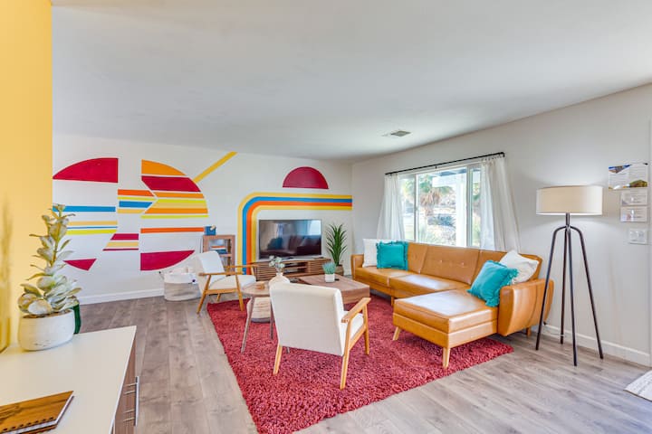 Hot Tub + Patio: Desert Getaway In Joshua Tree! - Joshua Tree, CA