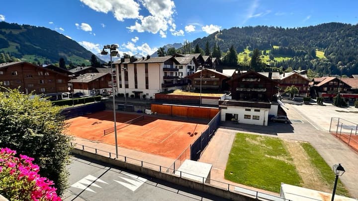 Cozy Gstaad Chalet With Modern Touch - Rougemont