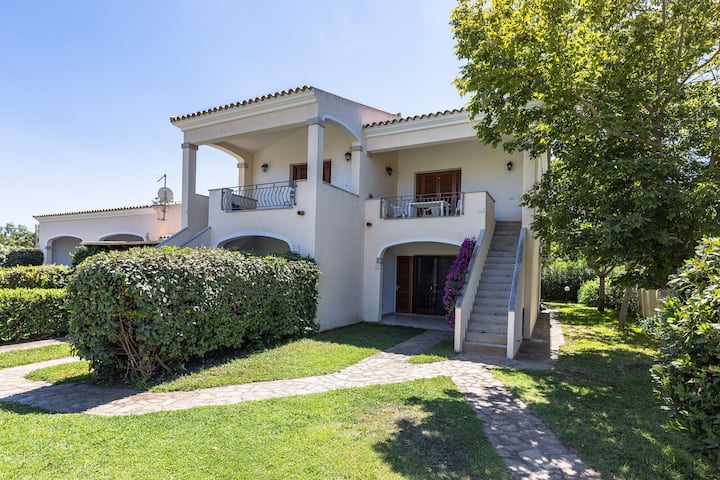 Macchia Apartment Seaside, Ac And Bike - Budoni