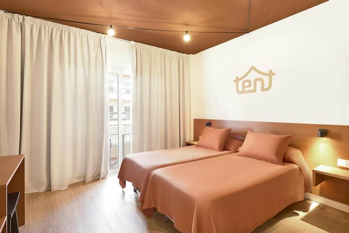 Hotel Room With Unlimited Brunch By Tent Hotel - Can Pastilla