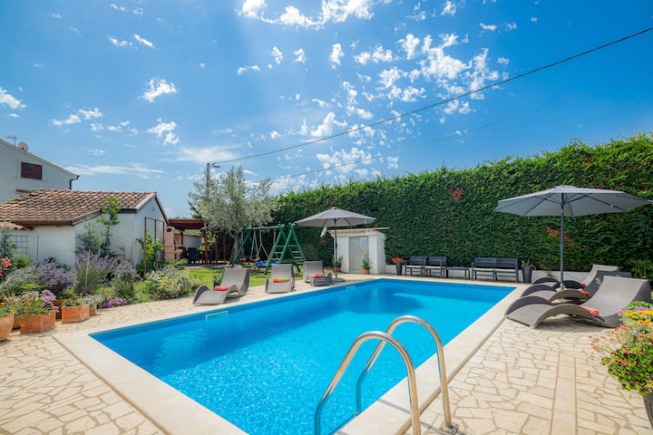 Holiday House With Pool & Grill - Vrsar