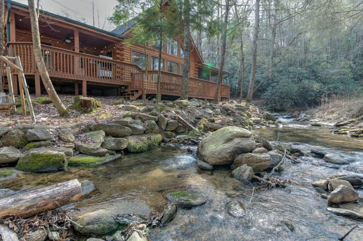 Creekside Lodge - 3br, 2.5ba, Bold Creek, Hot Tub - Lake Lure, NC