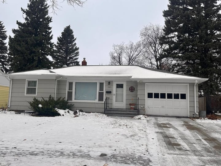 Moorhead House - Fargo, ND