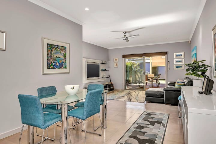 Relaxing Getaway Steps From Grange Beach - Adelaide