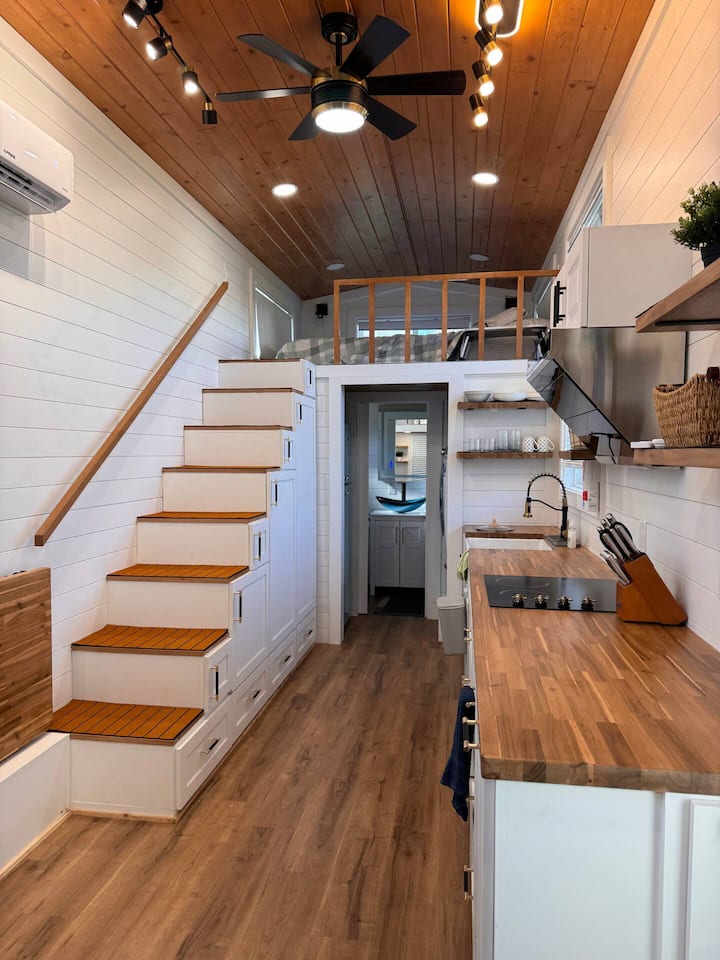 Cozy Arlington Tiny House 3mi From At&t Stadium - Arlington, TX