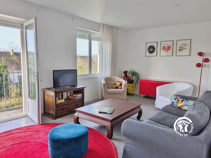 Gîte Sainte-suzanne-et-chammes, 4 Pièces, 5 Pers. - Évron