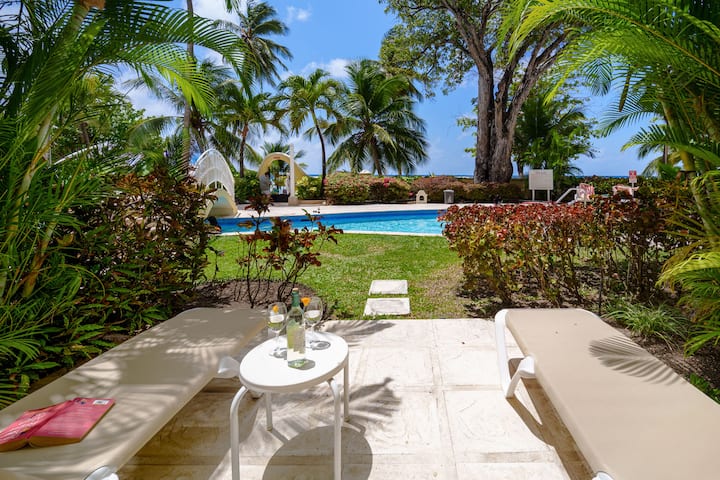 Sapphire Beach 112 - Vistas A La Piscina Y A La Playa - Bridgetown