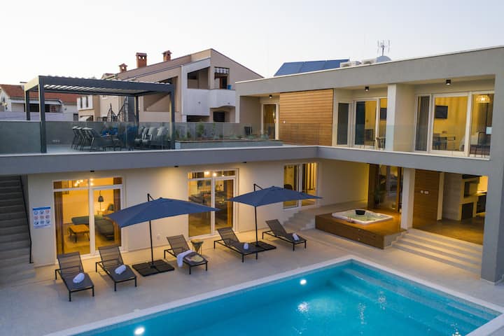 Luxury Villa Mary Lou With Pool And Spa Area - Zadar