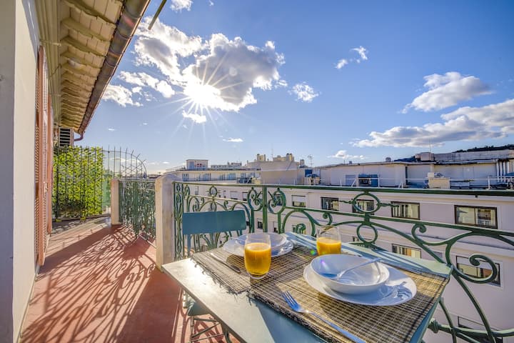 2 Pièces En Dernier éTage Avec Terrasse - Nice