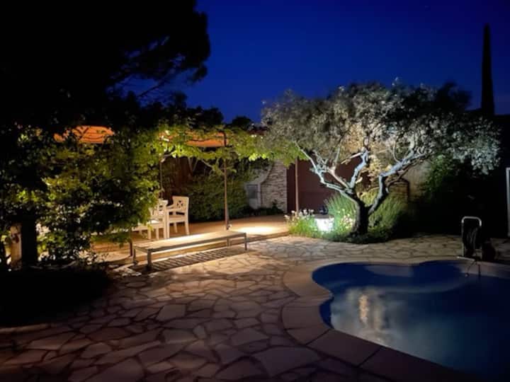 La Maison Rose - Piscine Privée Proche Centre - Cavaillon