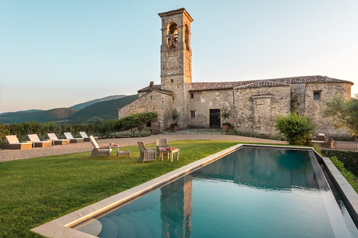 Villa Sovrana - Italia