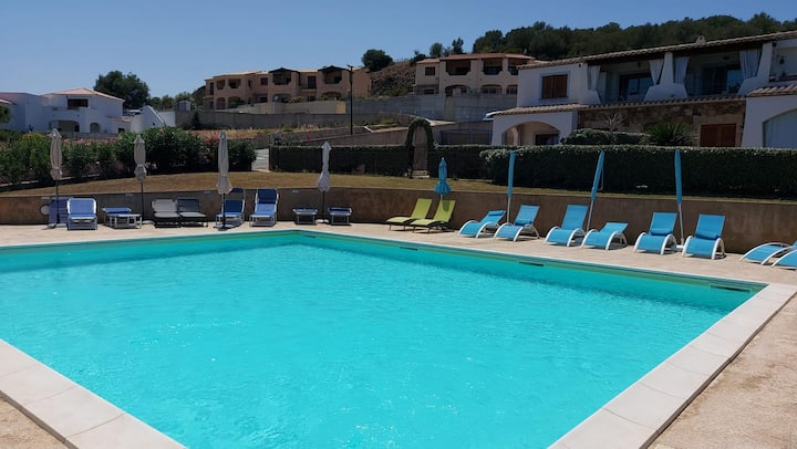 Villetta Mirto Piscina Condivisa - Budoni