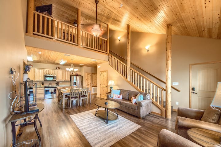 Oma13a14 Gruene Bungalow At Old Mills Resort - New Braunfels, TX