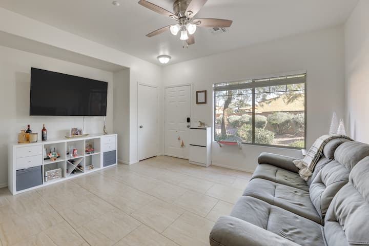 3 Mi To Dtwn: Mesa Townhome W/ Patio - Mesa, AZ