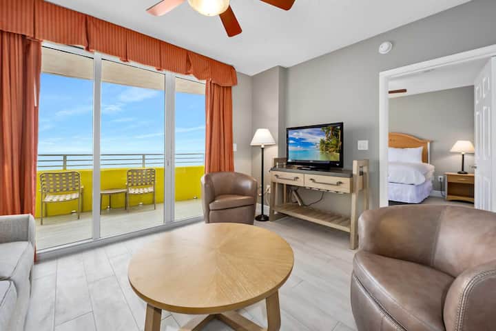 Luxury 3br Villa Direct Oceanfront Resort Life - Daytona Beach, FL