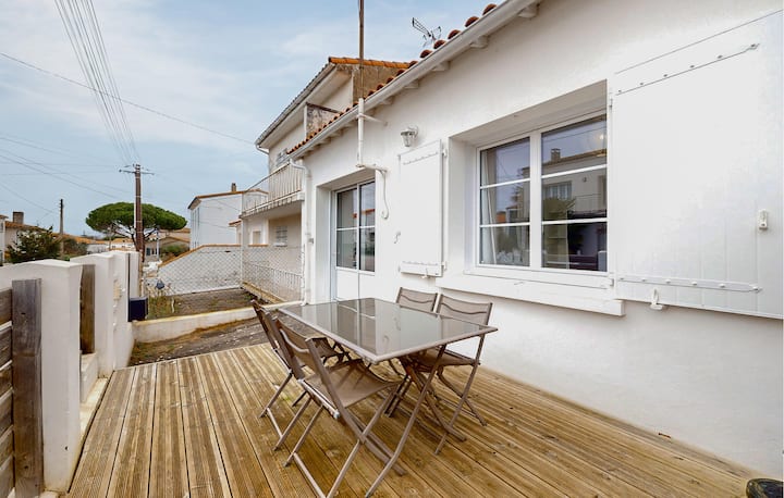 Lovely Home In Royan With Wifi - Royan