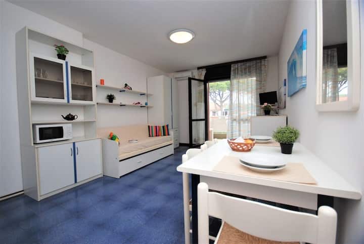 Stylish Studio Apartment In Pool Residence - Lignano Sabbiadoro