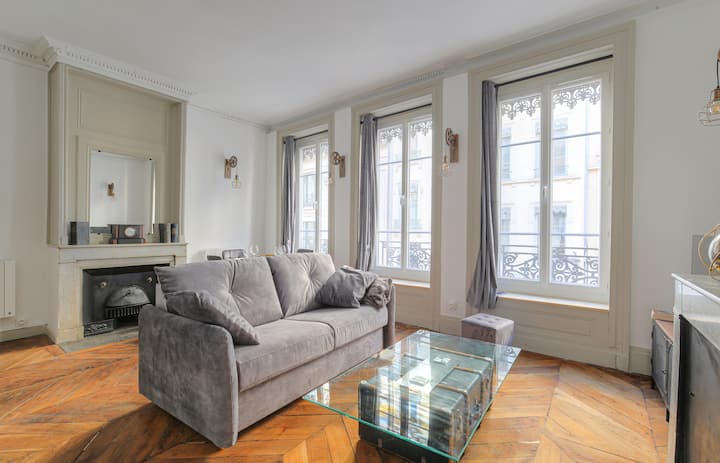 Caractère Et Charmant à Cordeliers - Lyon