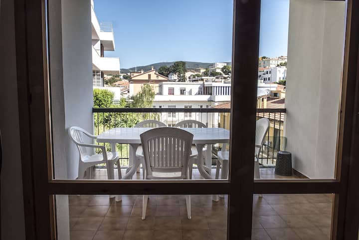 N060 - Numana, Penthouse With Garage - Numana