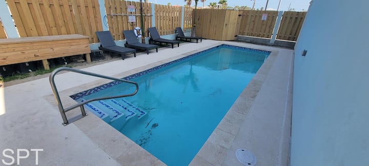 New  Townhome * 2 Levels * *Heated Pool* #2 - South Padre Island
